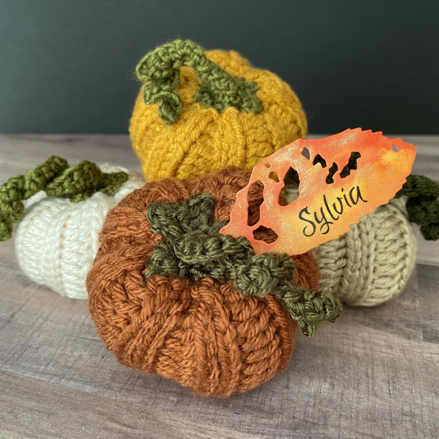 Pumpkin Leaf Place Cards - Grove Crafted